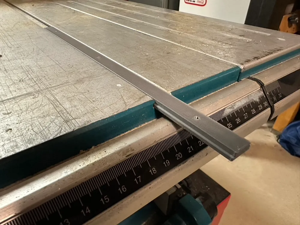 Makita Table Saw Track runner (MLT100N) by batou99 - MakerWorld