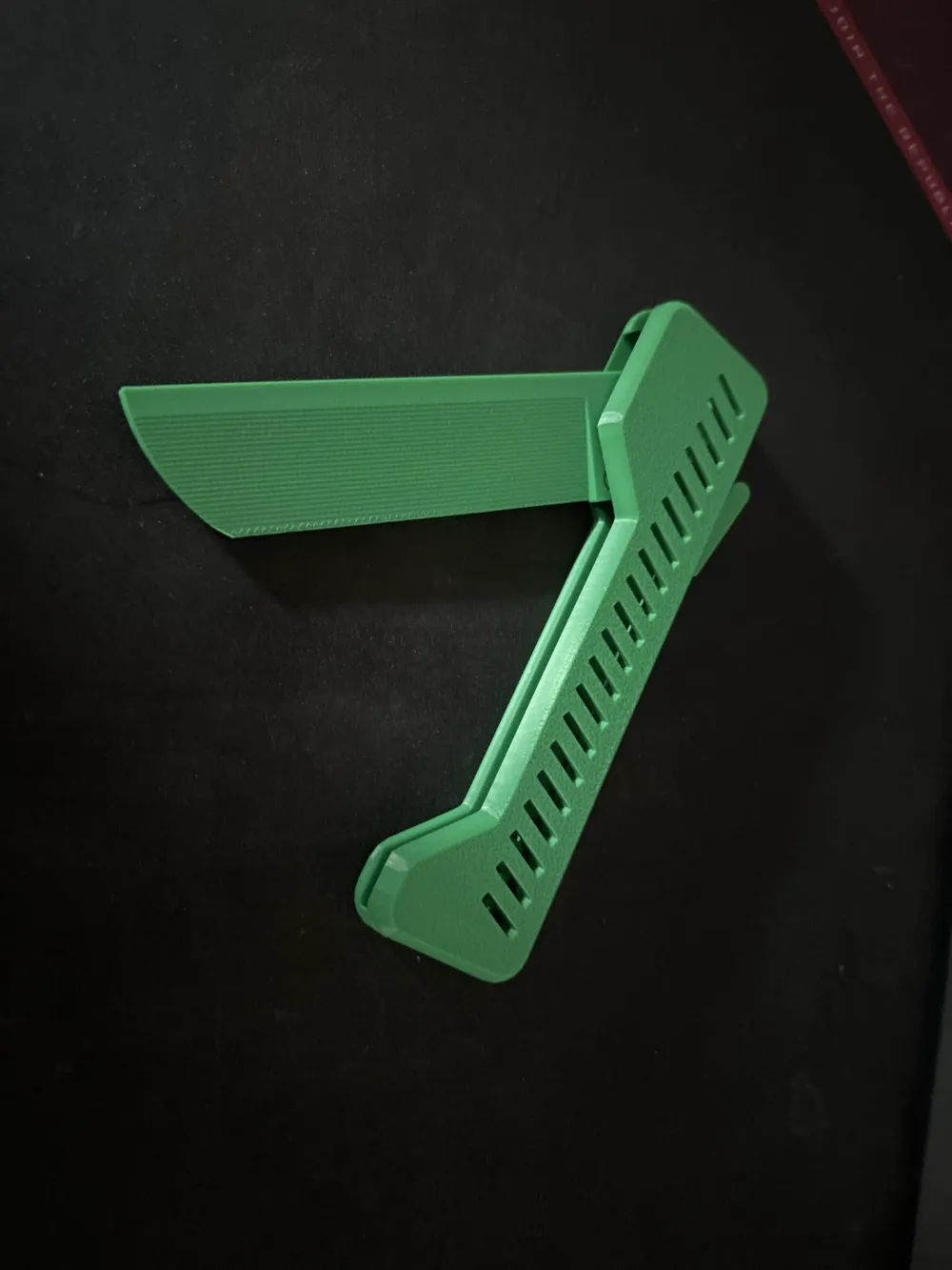 One handed spring blade / knife Remixed by Linus - MakerWorld