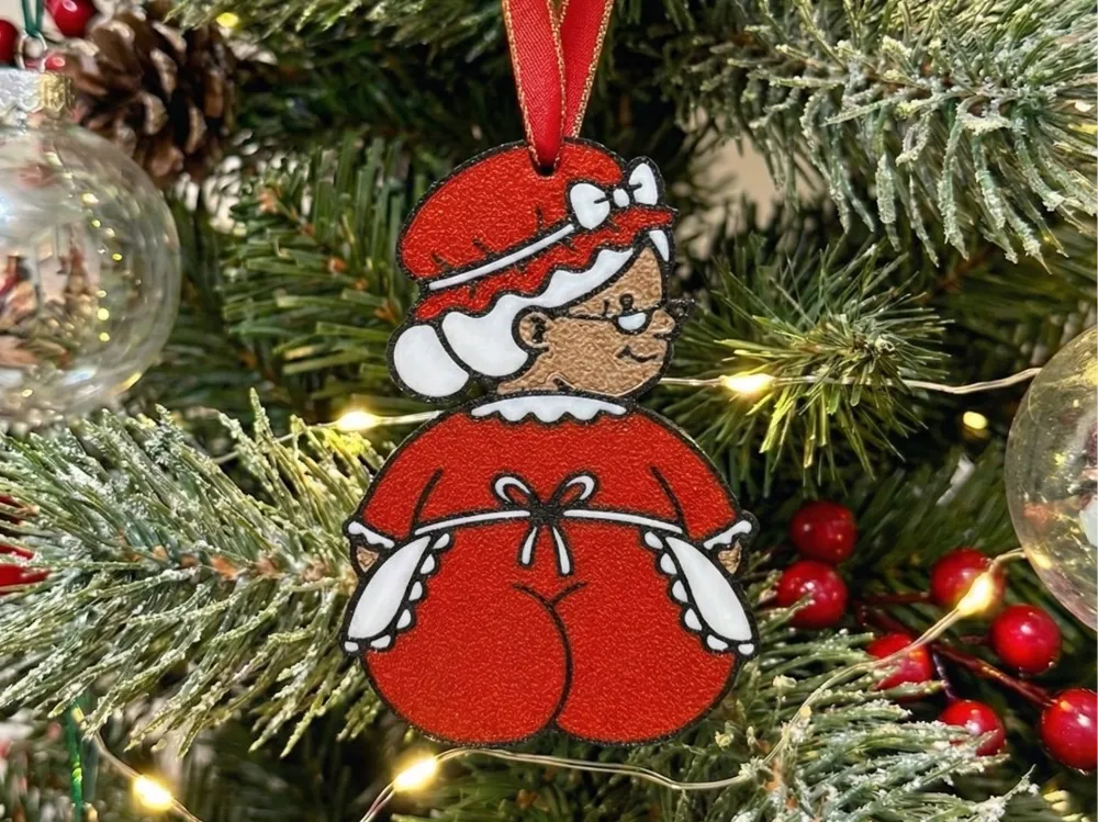 Mrs. Cheeks - Thicc Mrs. Claus Ornament by hyperfixed MakerWorld: Download Free 3D Models