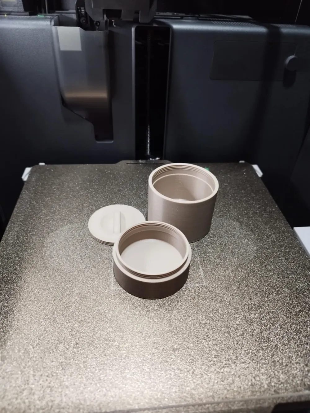 Weed container with two rooms by Choosse23 - MakerWorld