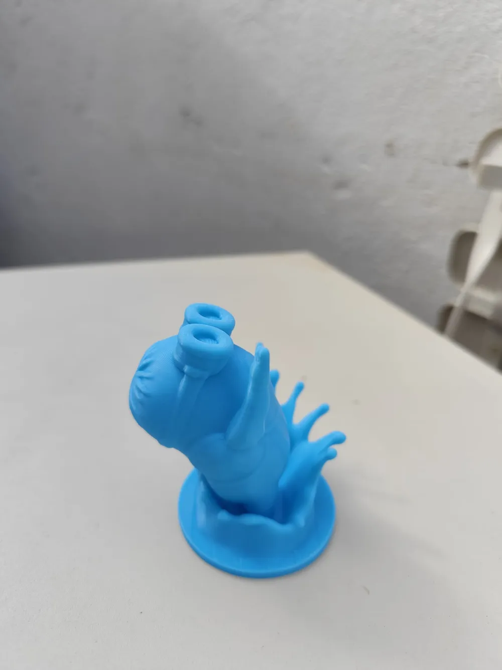 Minion splash swimming by Print-Jam - MakerWorld