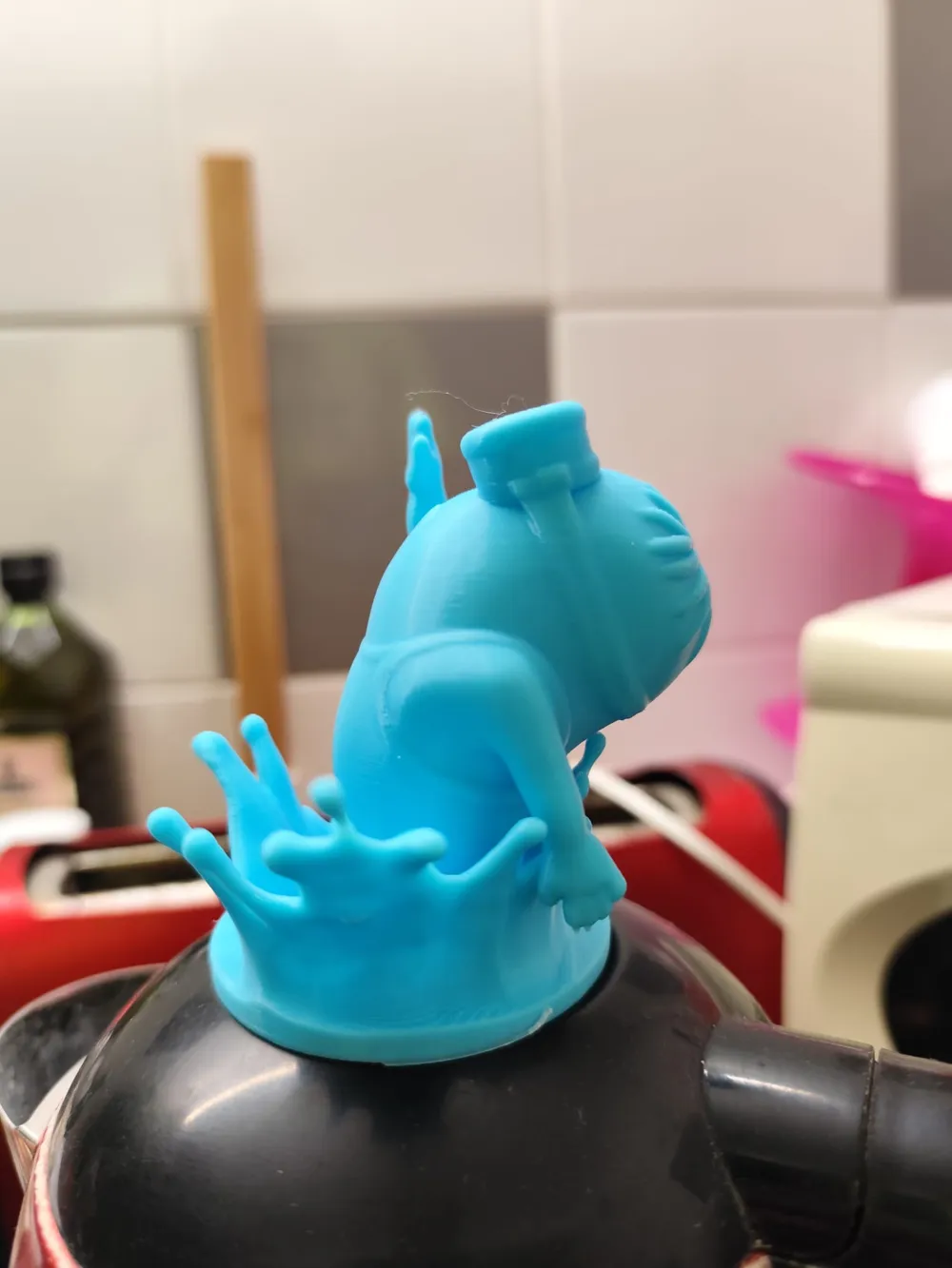 Minion splash swimming by Print-Jam - MakerWorld