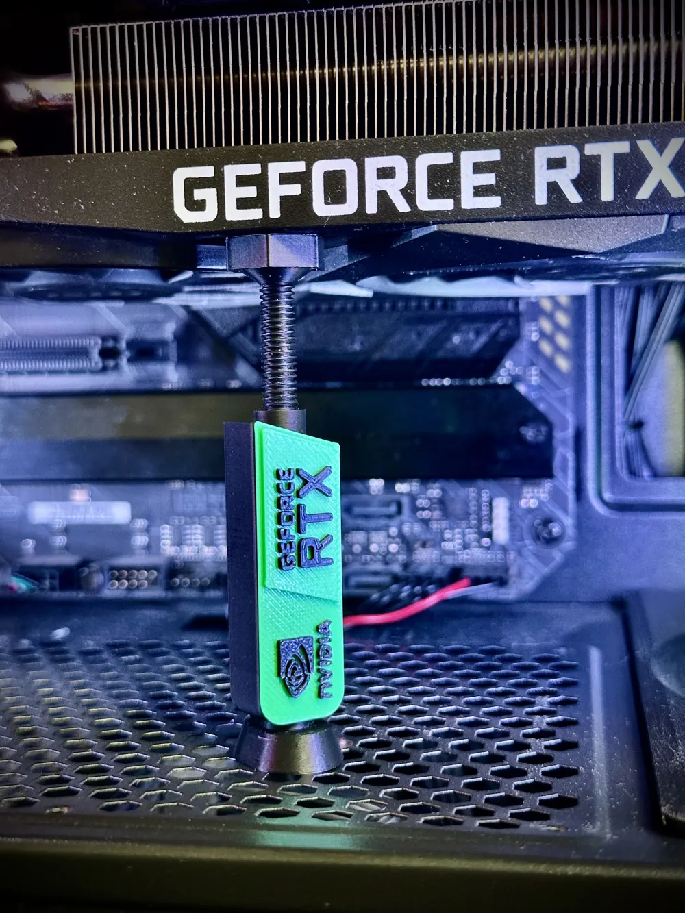 Adjustable GPU holder support Nvidia RTX - Free 3D Print Model - MakerWorld