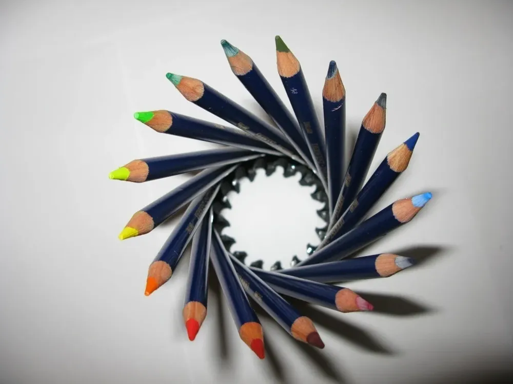 Spiraling Pencil Tower by SpiderPrinter MakerWorld: Download Free 3D Models