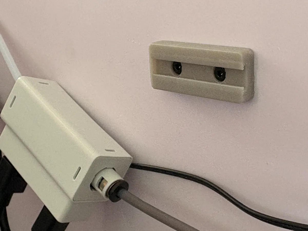 AMS Hub Halterung für Bambu A1 Serie. von Bruce Design MakerWorld: Kostenlose 3D-Modelle ...