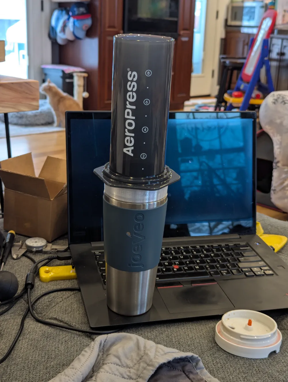 AeroPress XL coffee maker coupler for joeveo mug by Kyle Altendorf - MakerWorld