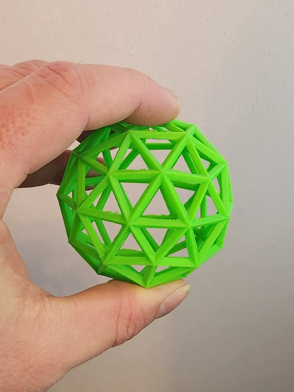 Icosphere Wireframe by Eddyspagedy - MakerWorld
