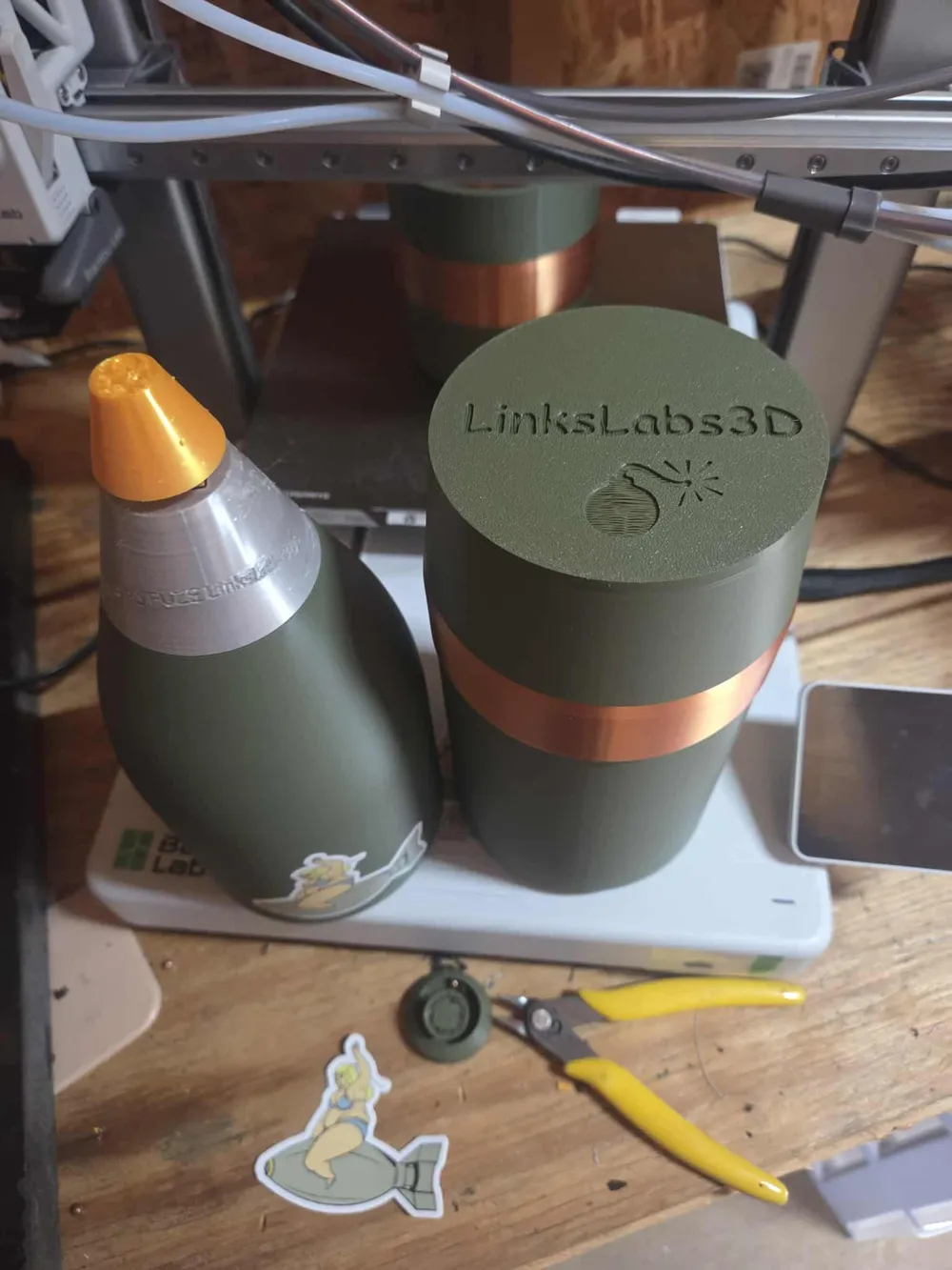105mm HE Bottle Bunker w/PD fidget fuze - Free 3D Print Model - MakerWorld
