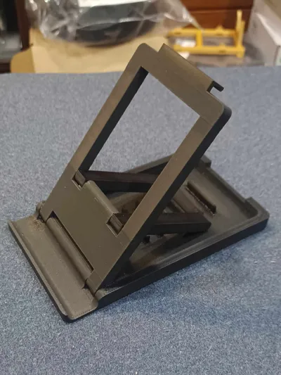 Portable phone stand (Print in Place) by 賭神MakerWorld: Download Free 3D ...