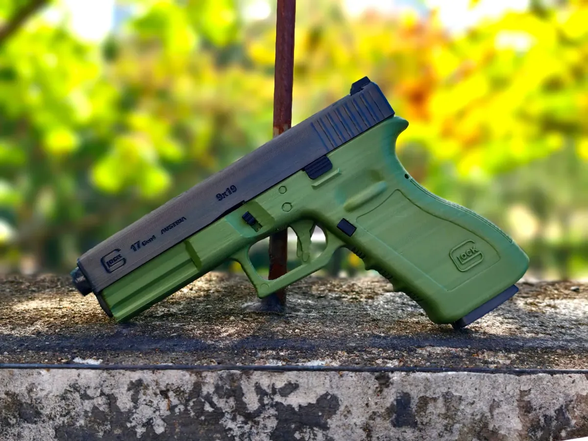 Glock 17 Gen4 Pistol Toy Model (.stp Source File Included) - Free 3D ...