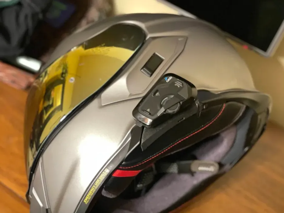 Shoei GT-AIR 3 Cardo Freecom 4x adapter by Schnitz MakerWorld: Download ...