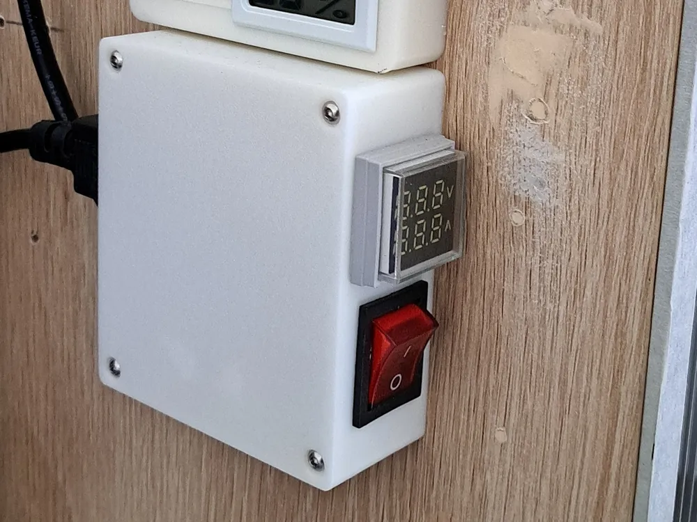 Power switch box with voltage-ampere meter by simon14vu MakerWorld ...