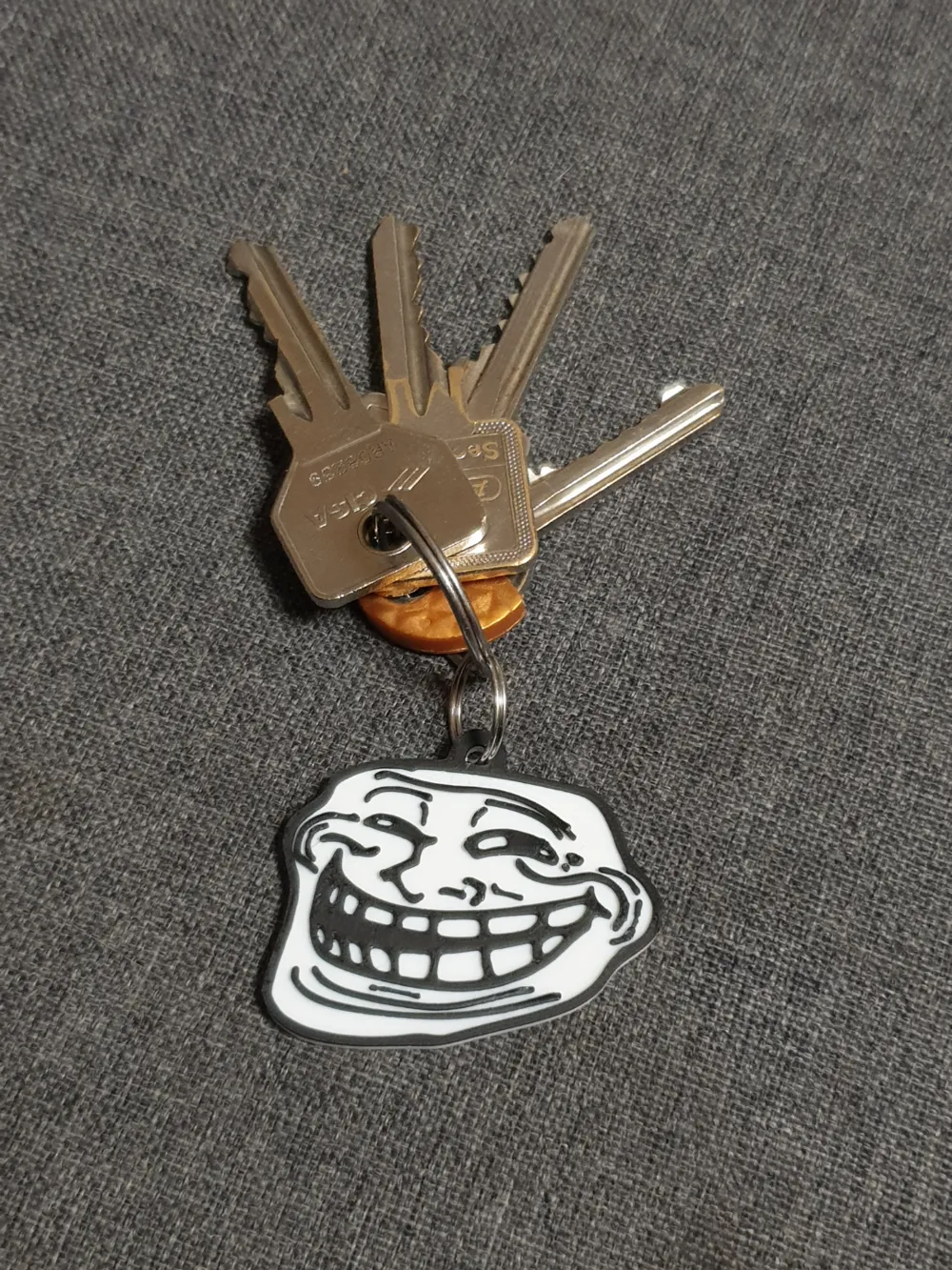 Troll face meme Keychain by Hába97 - MakerWorld