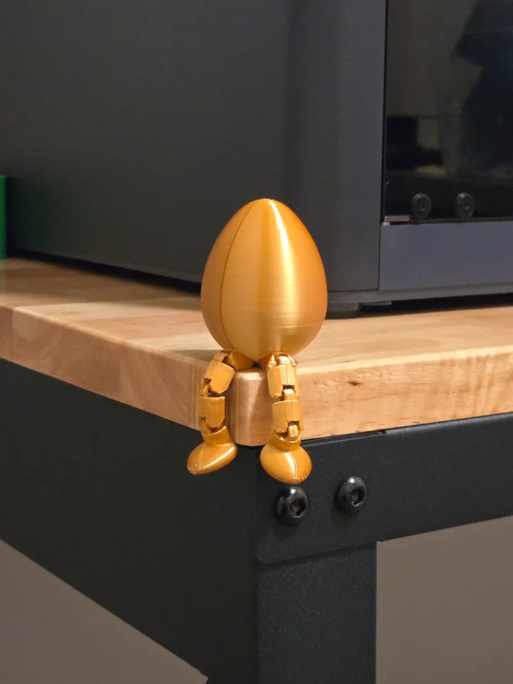 Golden Leg Egg by Golden 3D - MakerWorld
