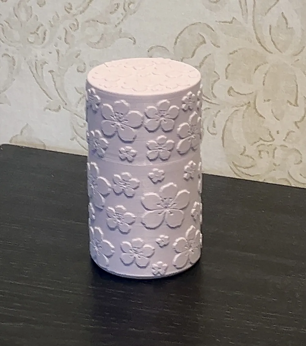 Q-Tip travel container with flower detail - Free 3D Print Model ...
