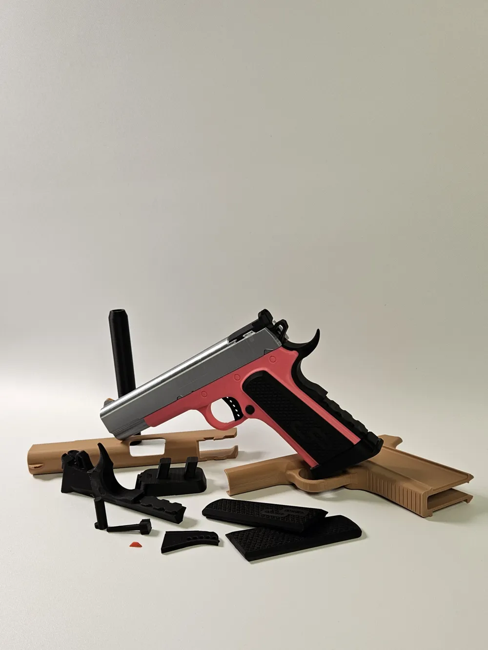 Colt 1911 Réplica Adereço Display Cosplay Arma COD - Modelo gratuito ...