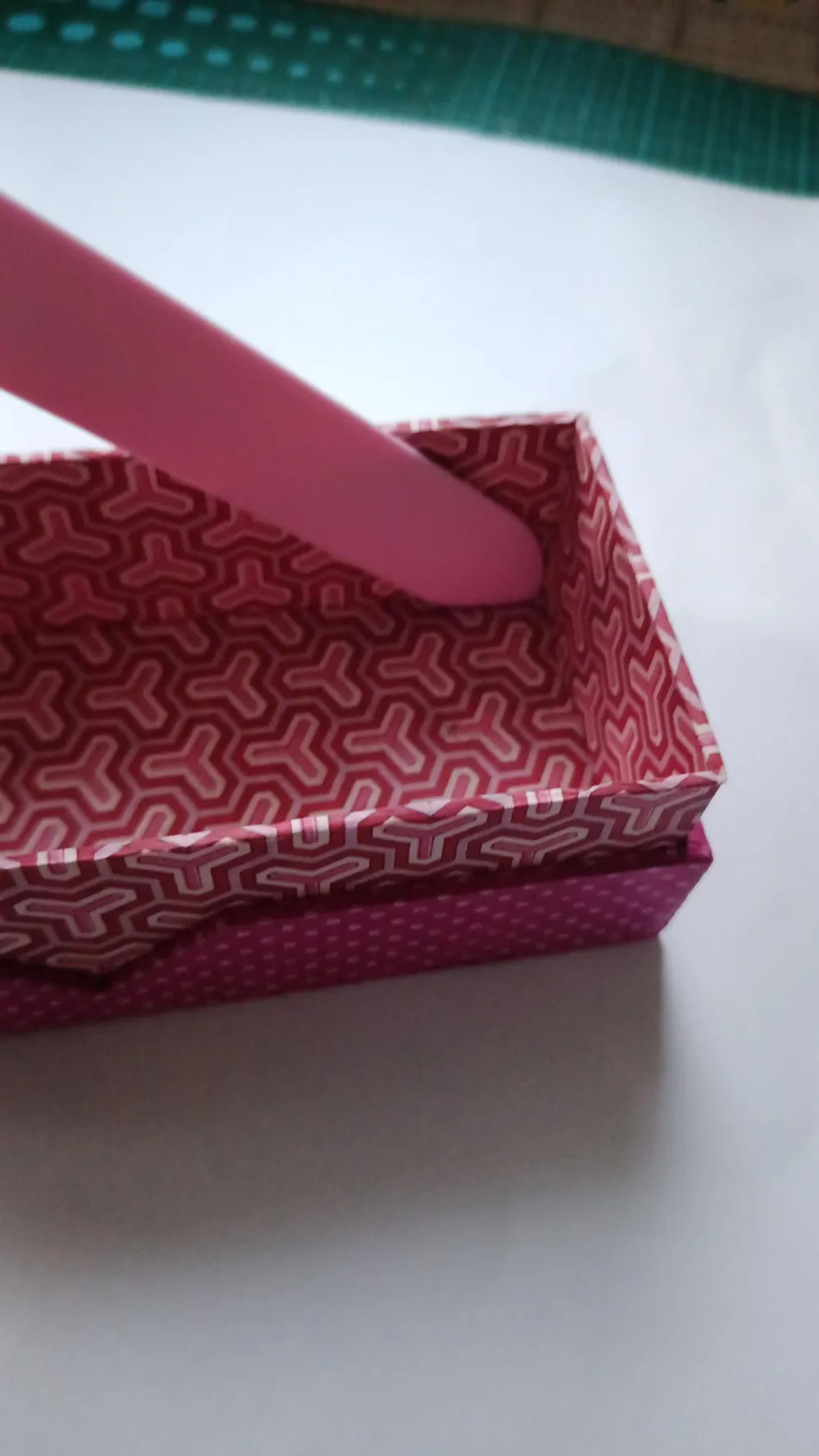 Ergonomic Bone Folder & Creasing Tool - Free 3D Print Model - MakerWorld
