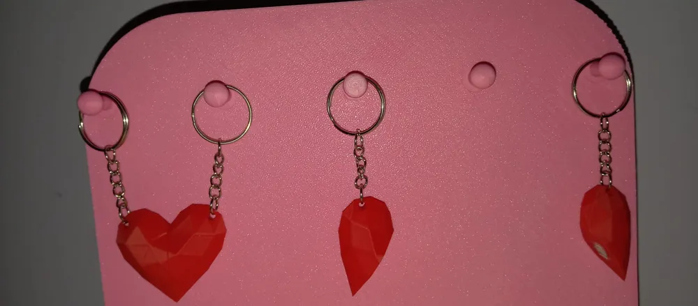 Low Poly Magnetic Split Heart - Free 3D Print Model - MakerWorld