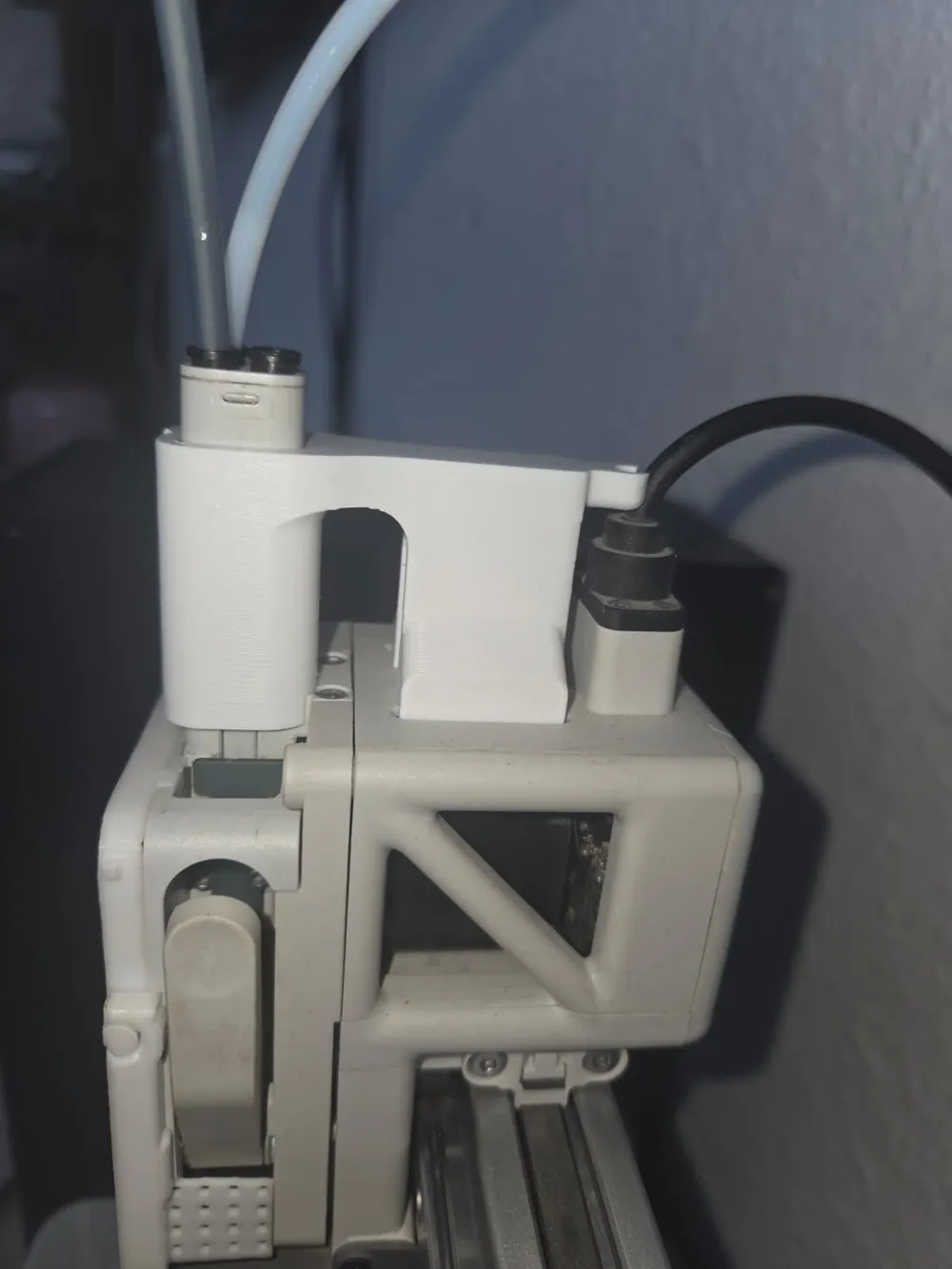 AMS Lite Filament-Hub Version 1 by 3dprintdesign94 MakerWorld: Download ...