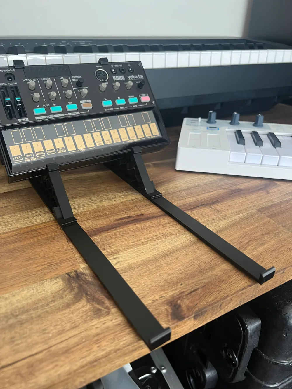 Korg Volca Honeycomb Stand Arturia Keystep Extention Legs by Jackalolz ...