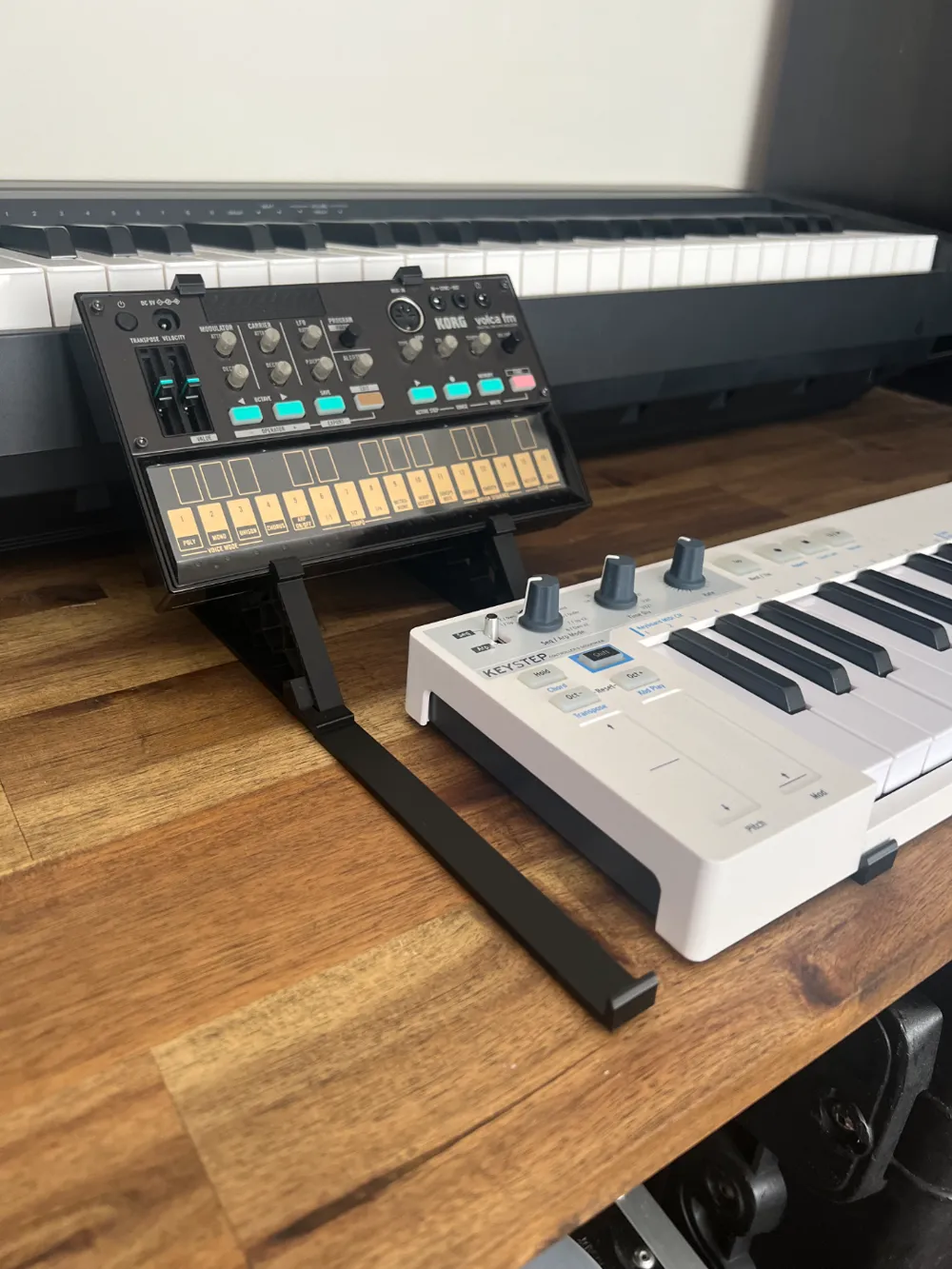 Korg Volca Honeycomb Stand Arturia Keystep Extention Legs by Jackalolz ...