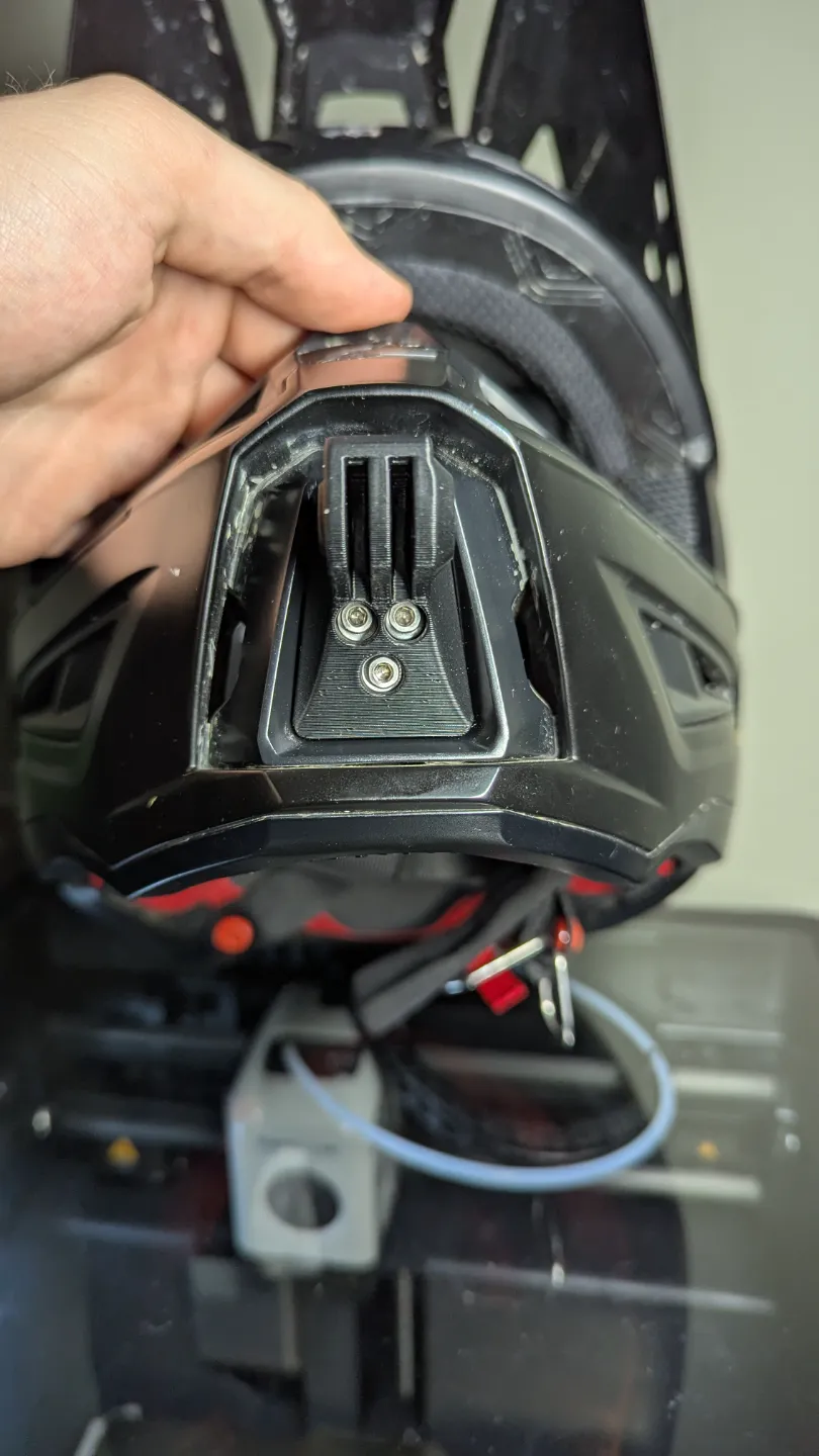 Camera chin mount Alpinestar SM5 - Free 3D Print Model - MakerWorld