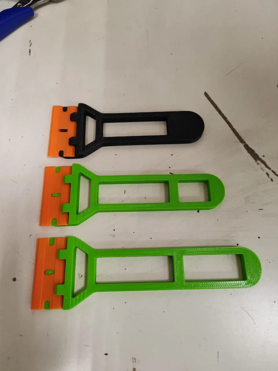 Plastic Blade Scraper chamfered Remixed by IceCreamCoffeeV MakerWorld ...