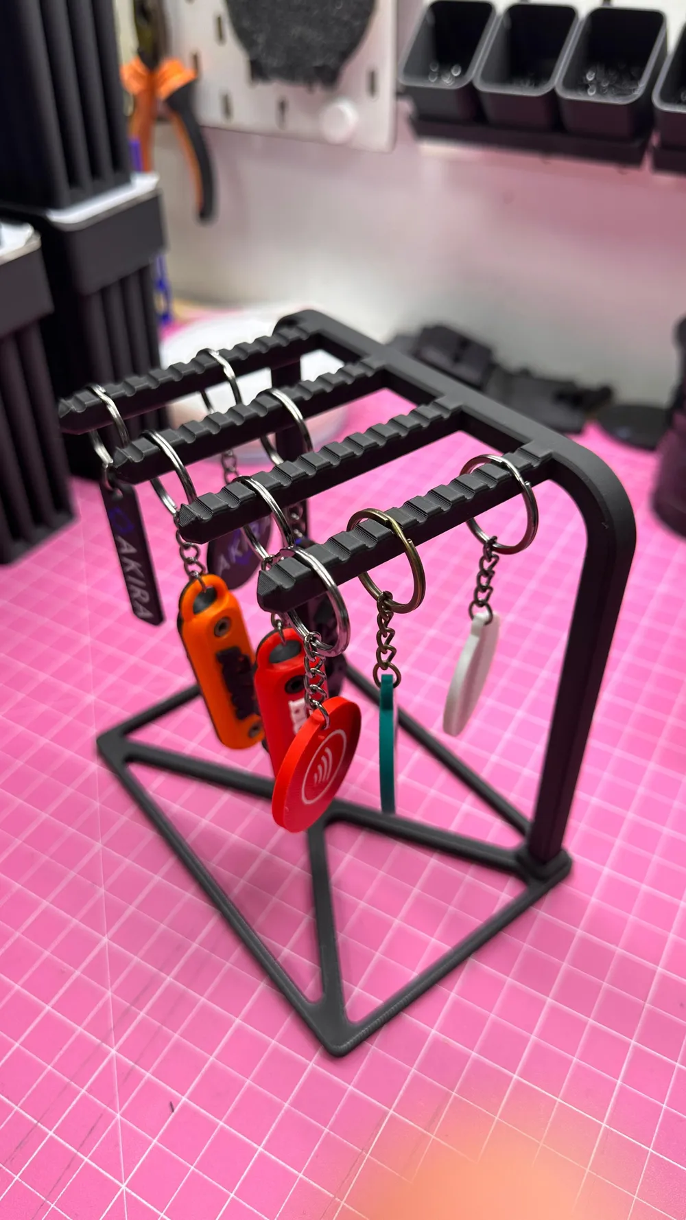 Keychain Display Stand and Dispenser - Free 3D Print Model - MakerWorld