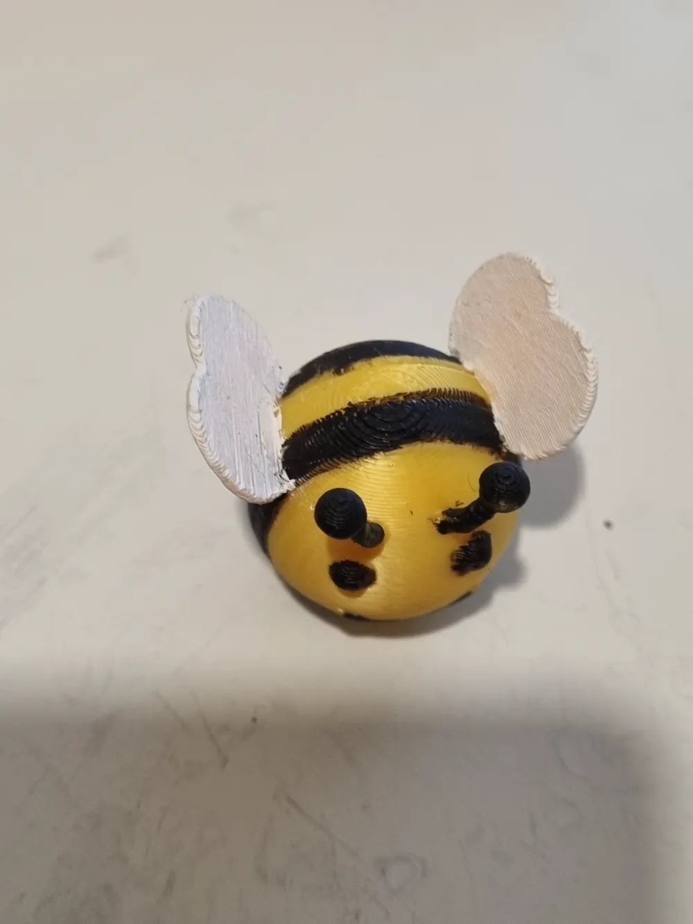 Nice Round Bee by suzanne.d.farmer - MakerWorld