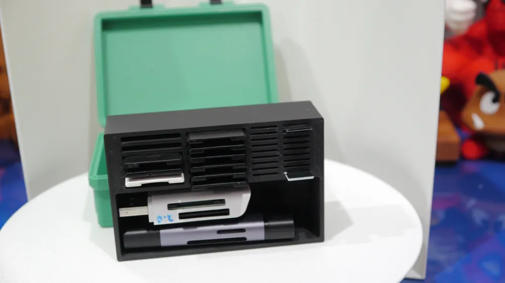 Rugged box v3 (+space for USB readers / SD slots) by CNC Wood Projects ...