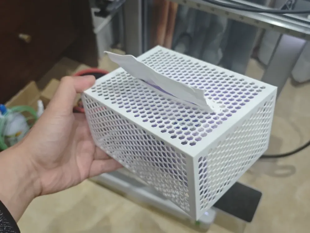 Openwork tissue box, material saving, can be placed vertically ...