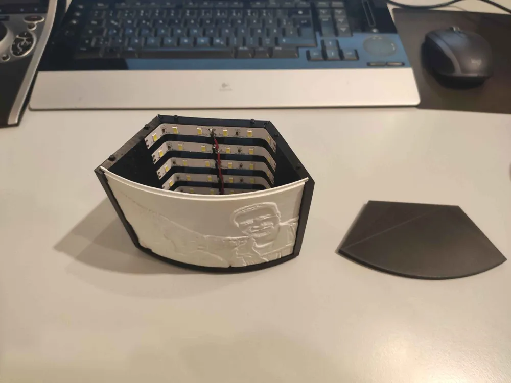 curved Color Lithophane Box by julienk0 - MakerWorld