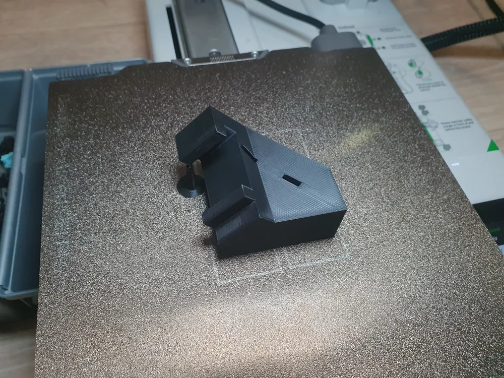 Niedrig-zentrierte seitliche Spulenhalterung für Ender 3 / Pro / V2 ...