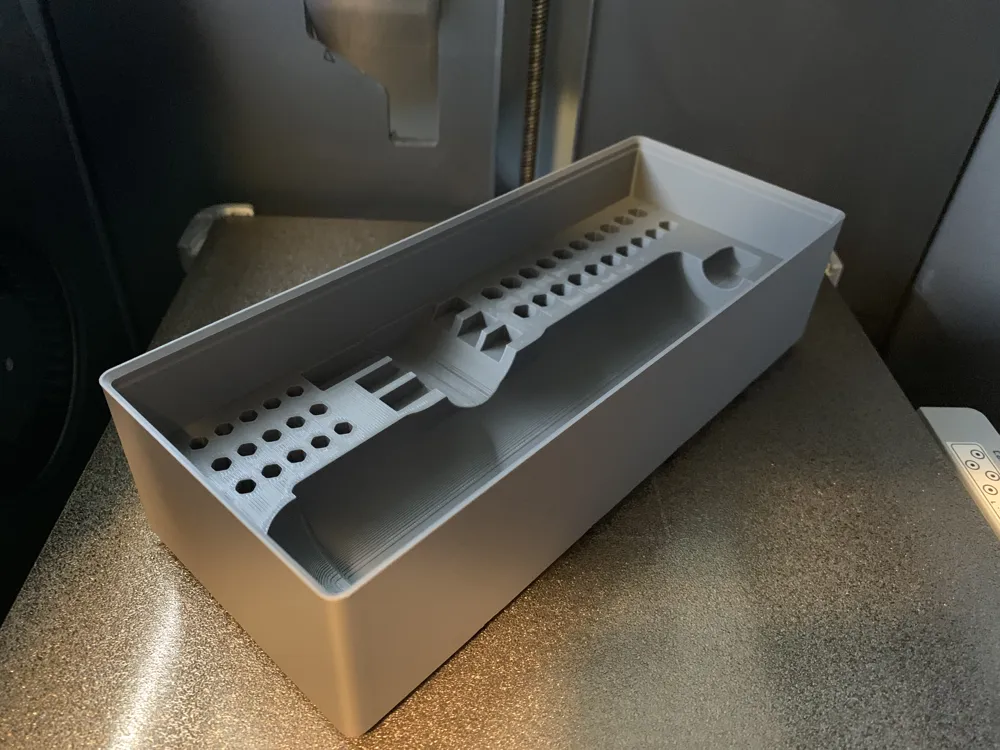 WORX WX242L Gridfinity收纳盒，带所有批头槽 来自 Fang-Pen Lin MakerWorld：免费下载 3D 模型