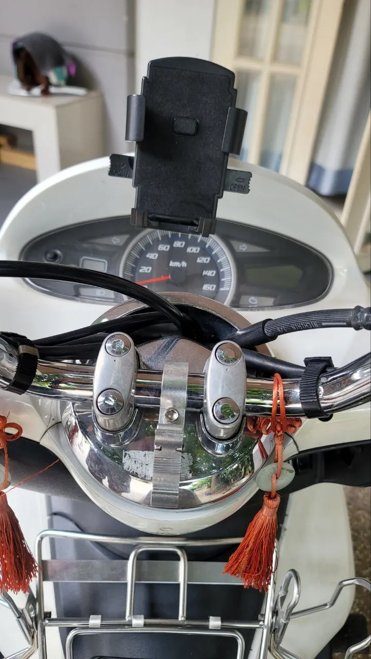 Honda PCX Phone holder by Wadye MakerWorld: Download Free 3D Models