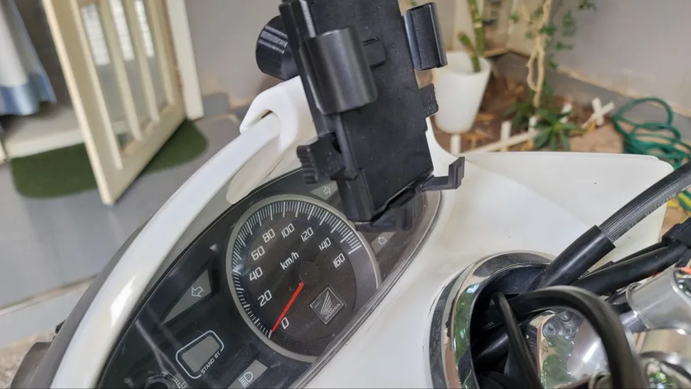 Honda PCX Phone holder by Wadye MakerWorld: Download Free 3D Models