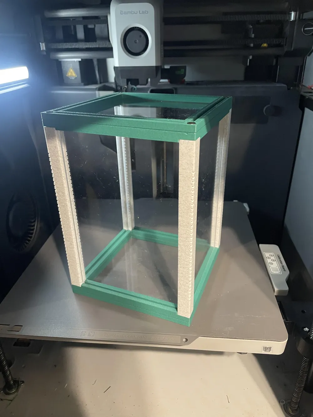 Sliding Panel Spider Enclosure - Free 3D Print Model - MakerWorld
