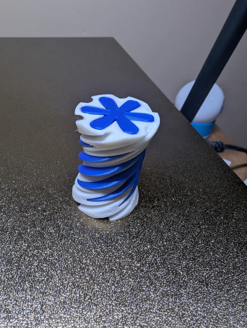 Spiral Pass-Through Vortex by Ryder MakerWorld: Download Free 3D Models