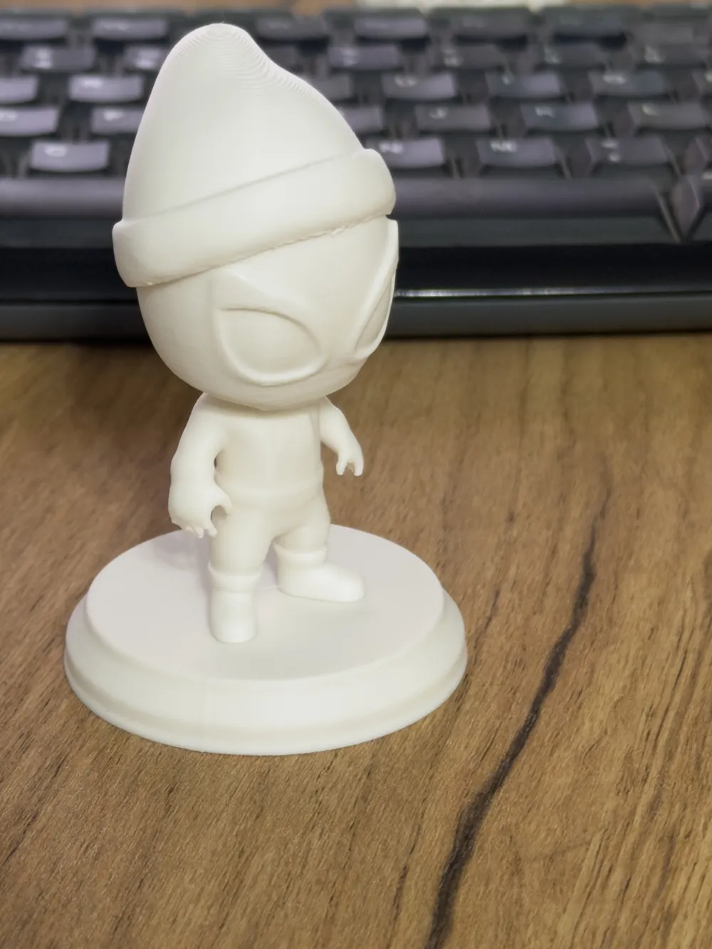 Chibi Spider-Man in Santa Hat by Getprinted3D MakerWorld: Download Free ...