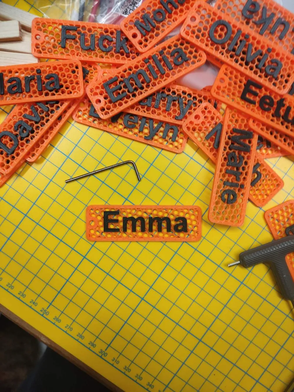Nametag Emma by M.Srnka - MakerWorld