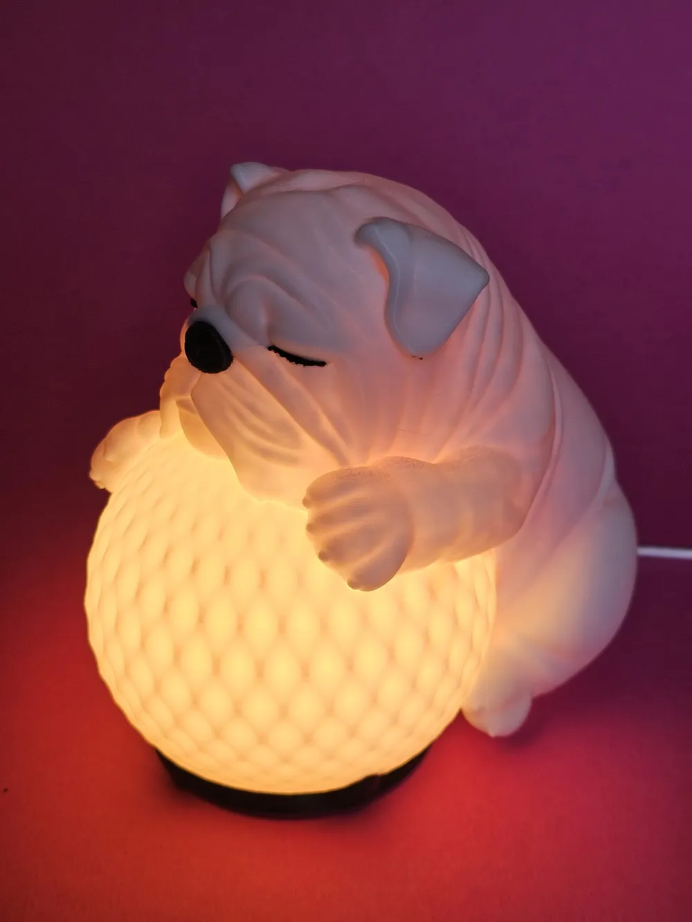 Sleepy English Bulldog Night Lamp - Free 3D Print Model - MakerWorld