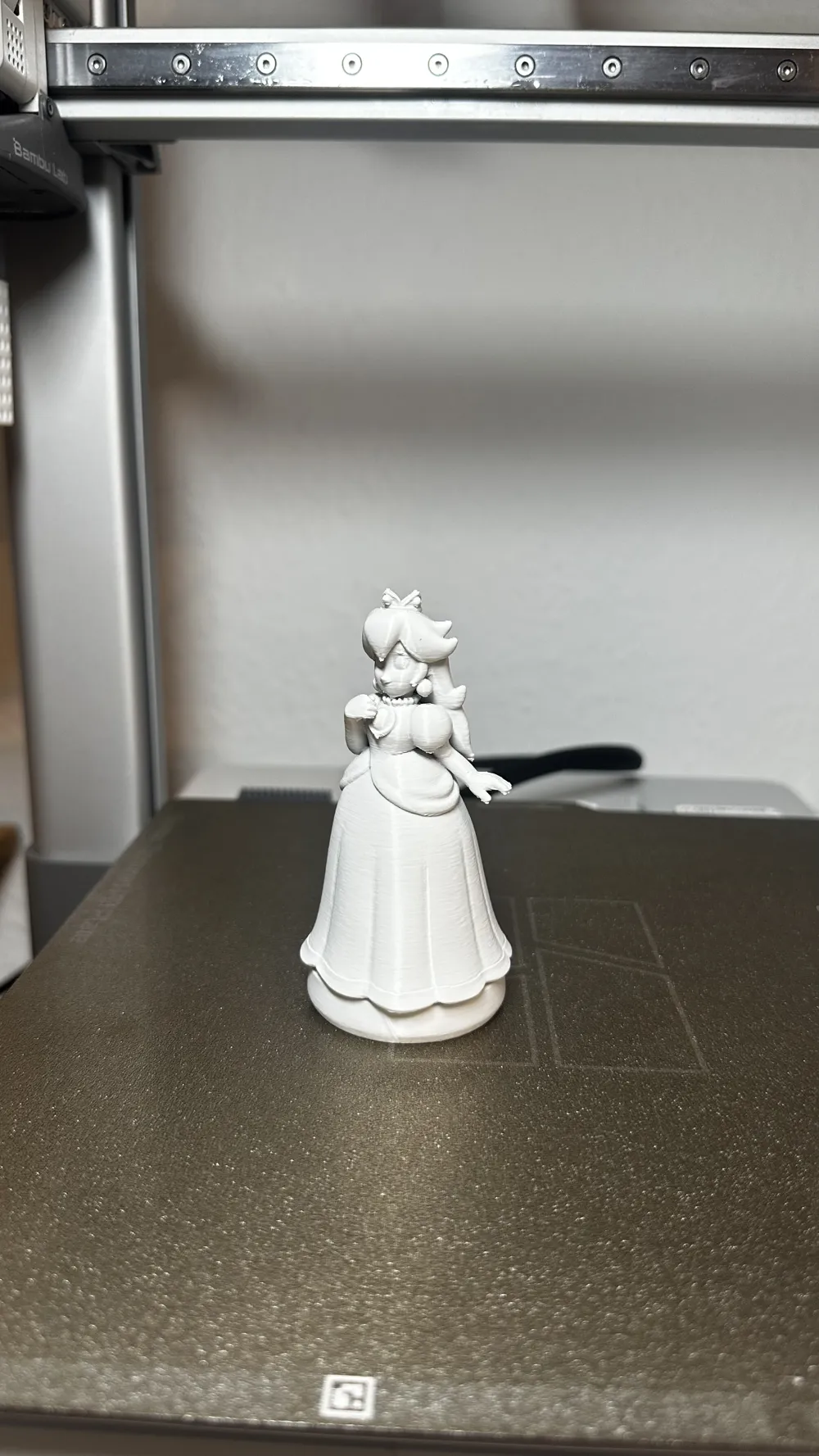 Peach Princess Figurine 3D Printable Super Mario - Free 3D Print Model ...