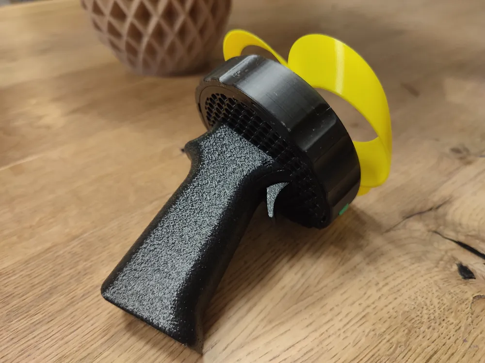 Wind-Up Propeller Disc Shooter - Free 3D Print Model - MakerWorld