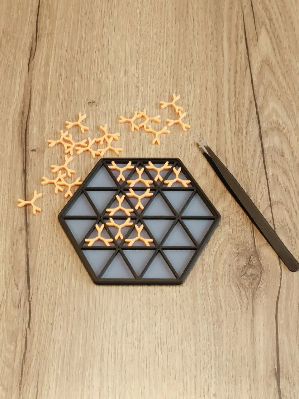 Kumikoasters – DIY Puzzle Coaster Set - Free 3D Print Model - MakerWorld