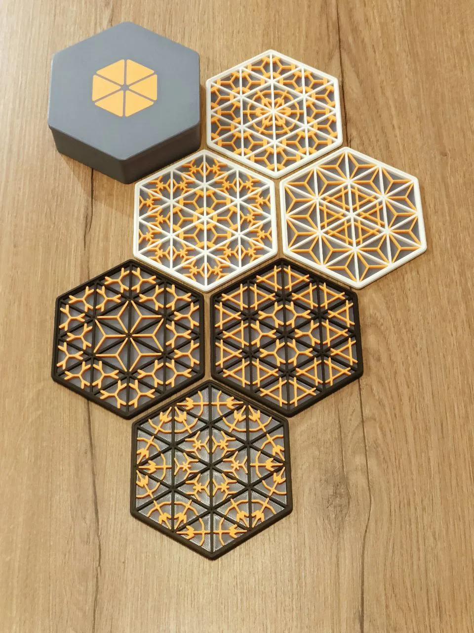 Kumikoasters – DIY Puzzle Coaster Set - Free 3D Print Model - MakerWorld