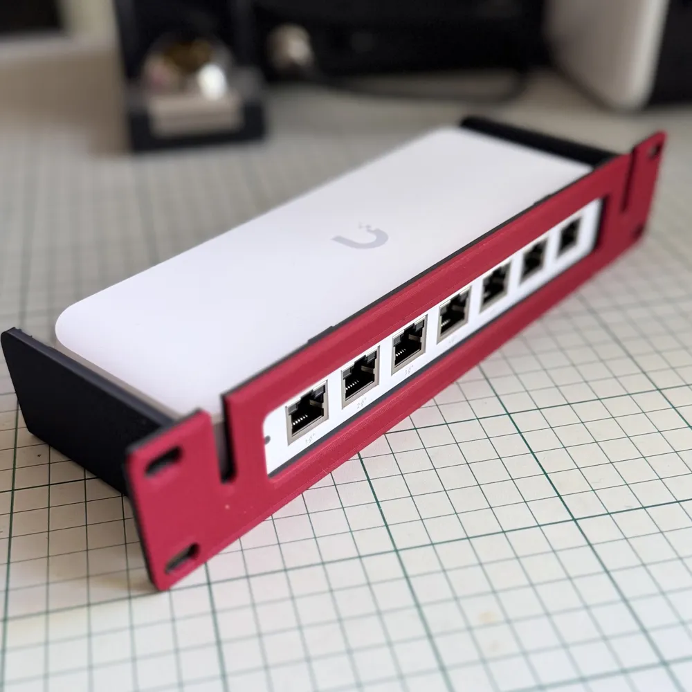 Mini Rack Modular 10 inch Homelab Server Rack by JiltedGeek MakerWorld ...