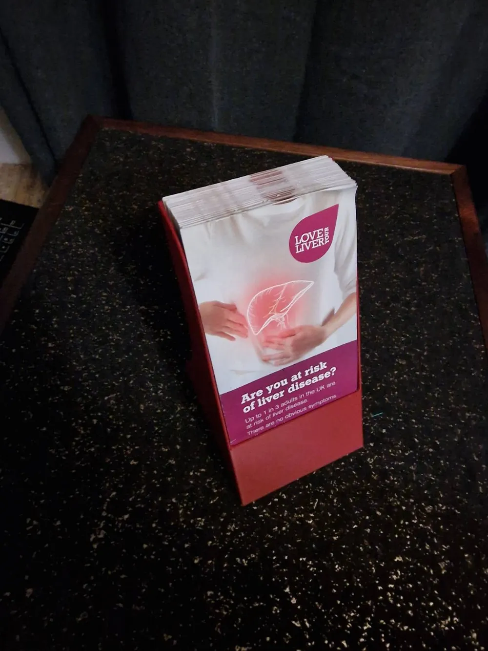 Flyer/Brochure Holder Weighted - Free 3D Print Model - MakerWorld