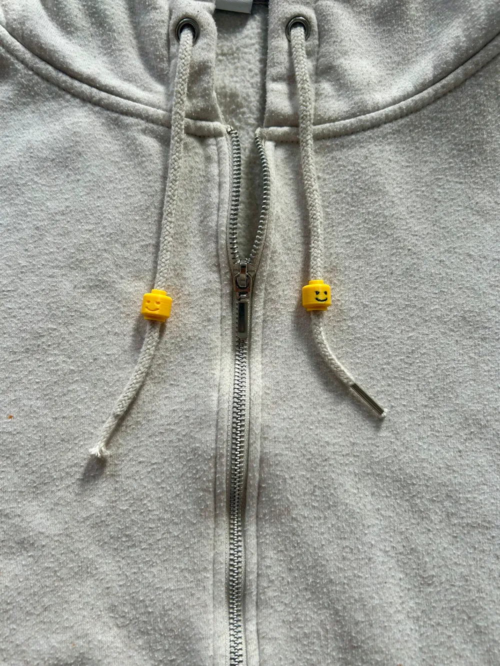 Brick Head Hoodie Drawstring Beads by UKJ Studio - MakerWorld