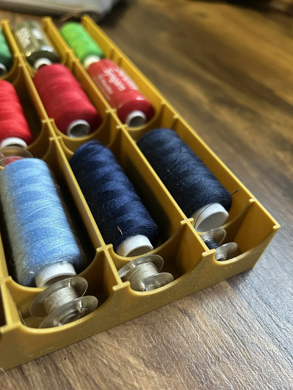 Thread & Bobbin Organizer by 3DLab MakerWorld: Download Free 3D Models