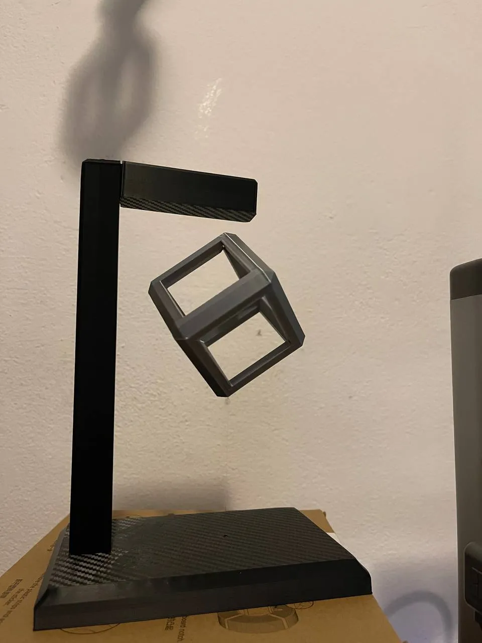 Magnetic Levitation Cube "Black Floater" - Free 3D Print Model - MakerWorld